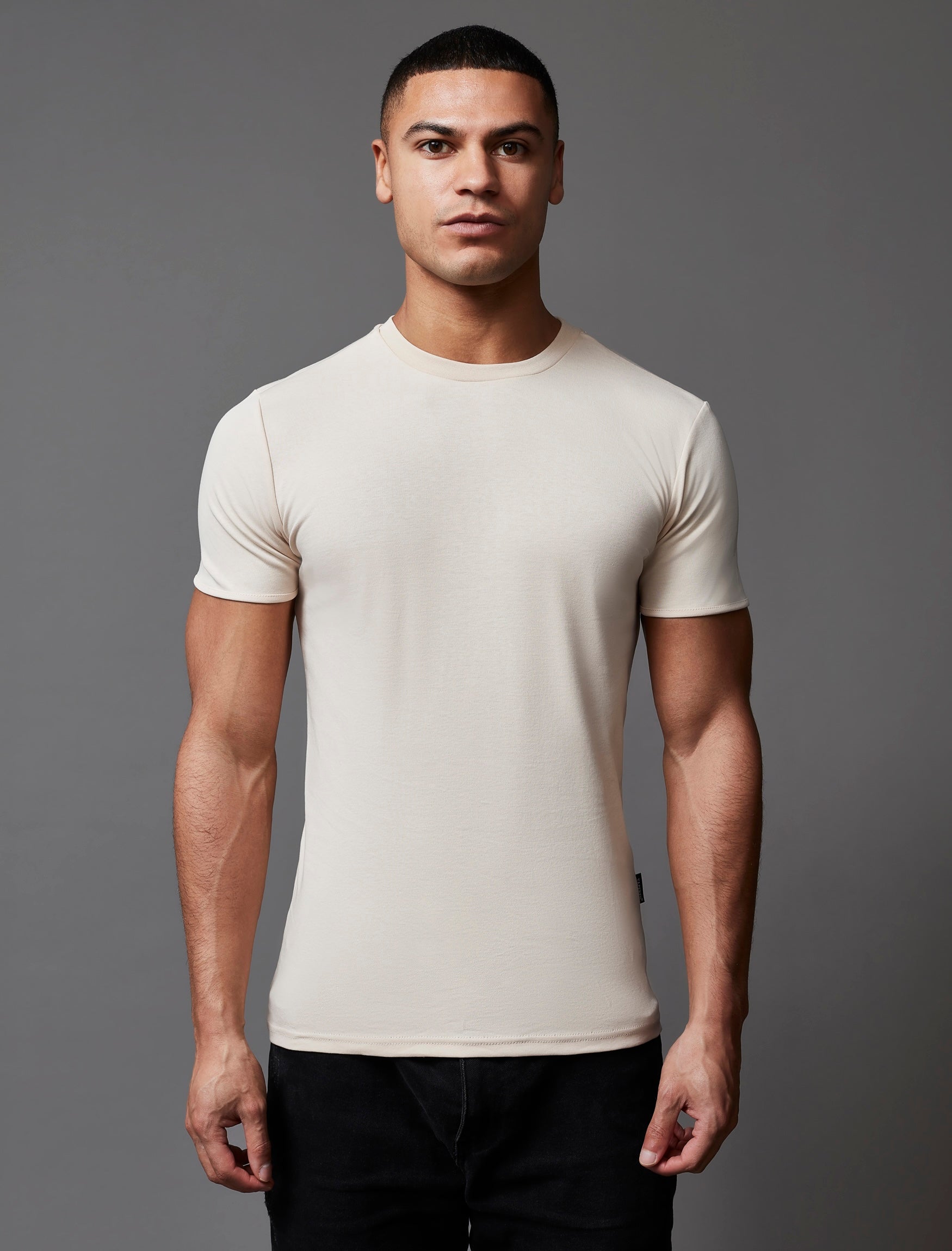 Mens Muscle Fitted T-Shirts - Tapered Fit T-Shirts | Tapered Menswear